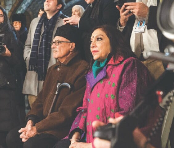 Mamdani sworn in as NYC mayor - Newspaper - DAWN.COM