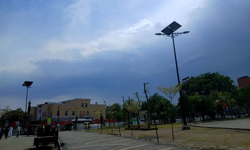 Thunderstorm disrupts power supply infrastructure in Lahore, adjoining ...