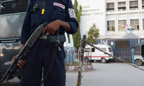 Security guard kills son of Peshawar DIG in Karachi's DHA - Pakistan ...