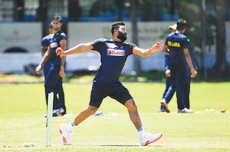 SL cricketers train together - Newspaper - DAWN.COM