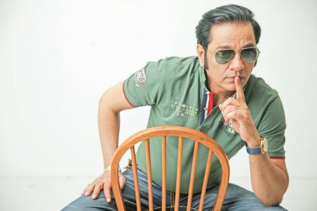 What does Nabeel Zafar make of Bulbulay's success? - Celebrity - Images