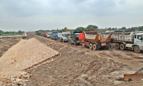Lahore bridge expansion may complete by September-end - Pakistan - DAWN.COM