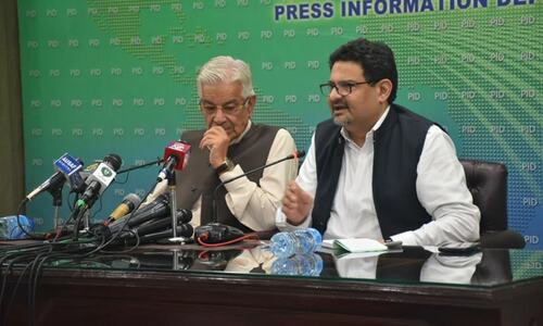 BHC summons power officials over inflated bills - Pakistan - DAWN.COM