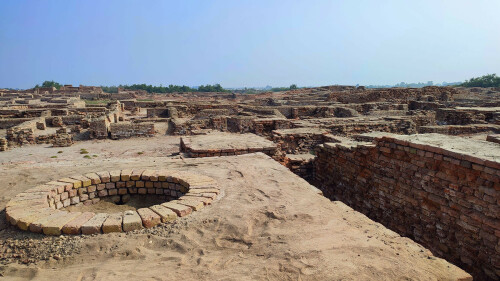 Rediscovering the magic of Mohenjo-Daro - Pakistan - DAWN.COM
