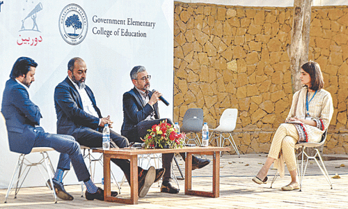 Durbeen’s efforts praised - Pakistan - DAWN.COM