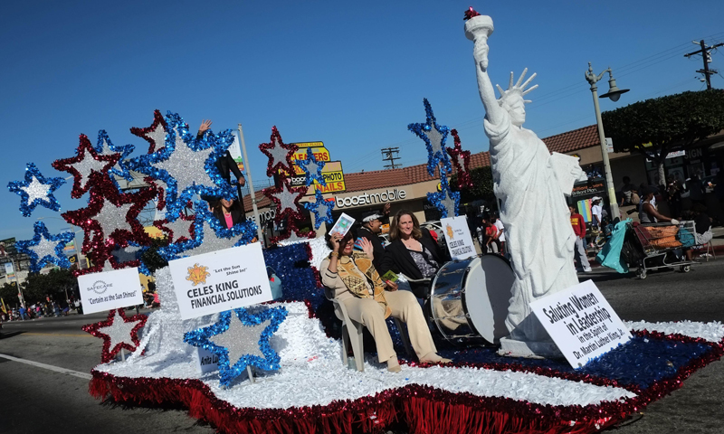 The kingdom parade - Multimedia - DAWN.COM