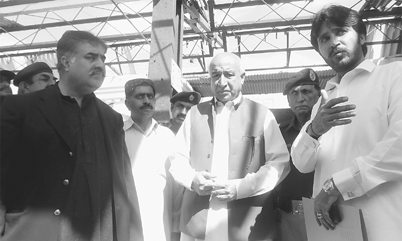 Governor, CM asked to open talks with Baloch militants - Pakistan ...