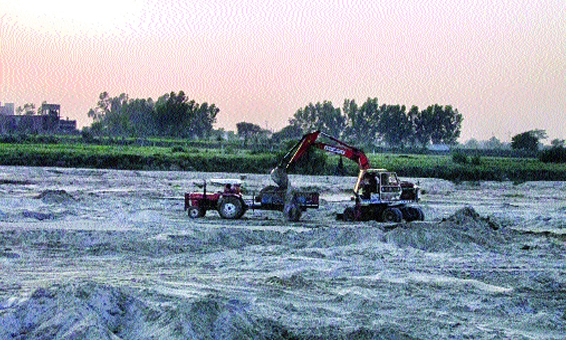 Unprecedented increase in sand-lifting contract bid - Newspaper - DAWN.COM