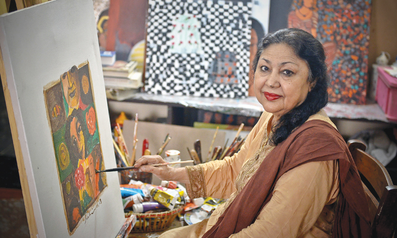 Tête-à-tête: A colourist to the core - Newspaper - DAWN.COM