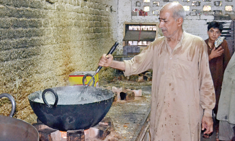 Chakwal’s famous barfi and its five decade legacy - Pakistan - DAWN.COM