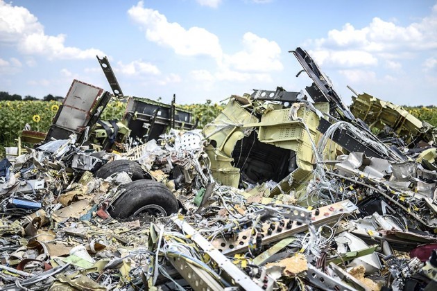 MH17 black boxes show crash caused by rocket shrapnel: Kiev - World ...