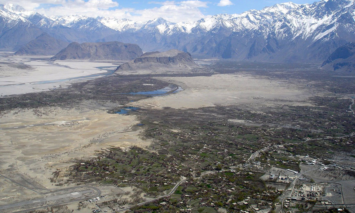 Enter Chunda Valley - Pakistan - DAWN.COM