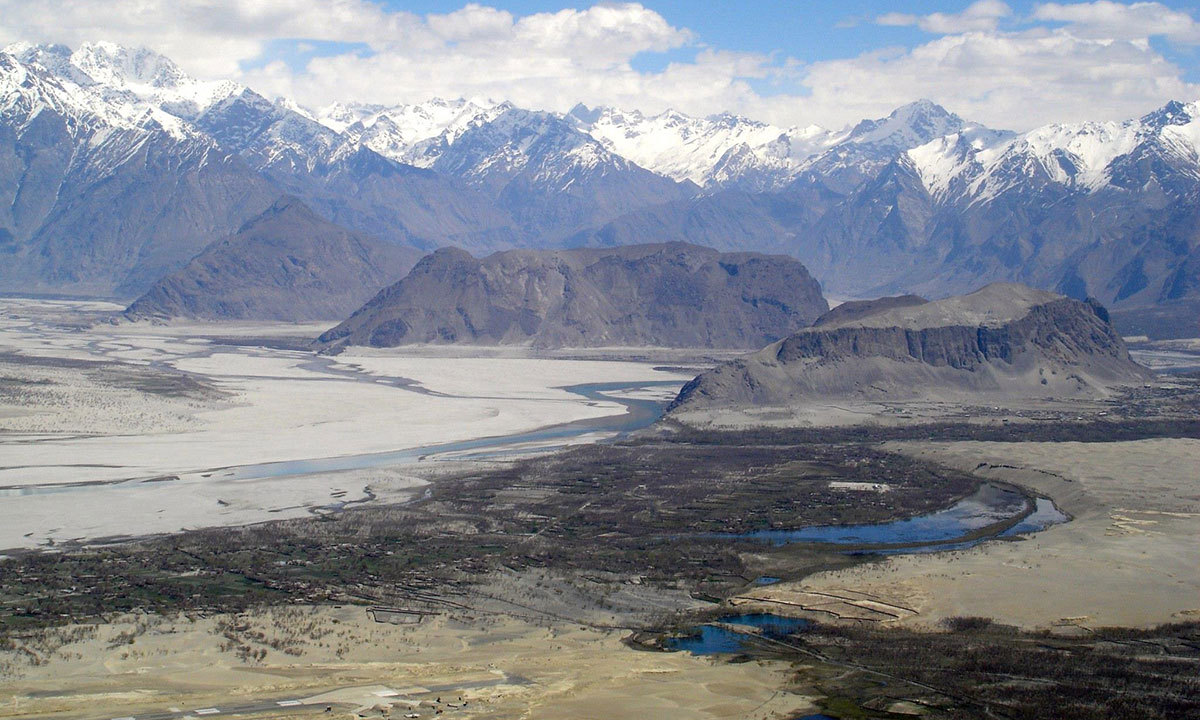 Enter Chunda Valley - Pakistan - DAWN.COM