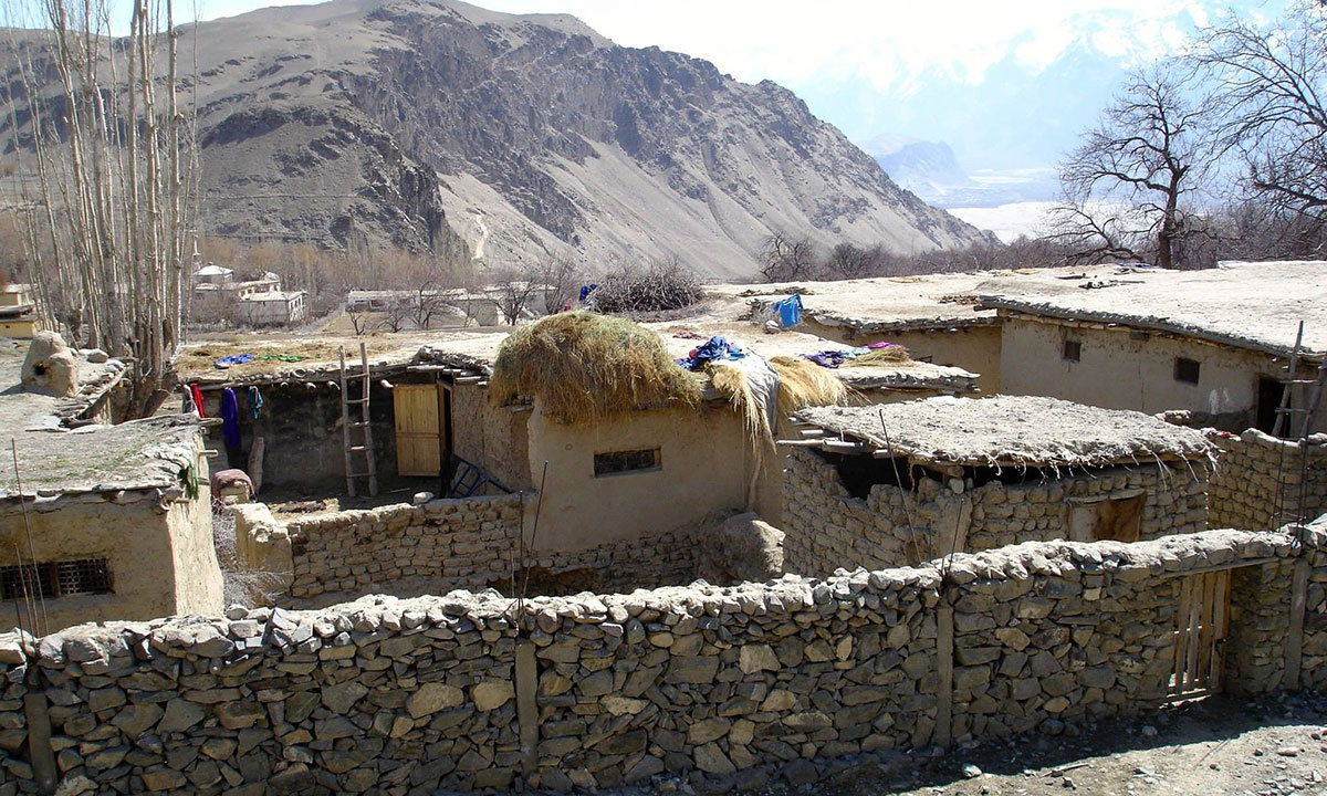 Enter Chunda Valley - Pakistan - DAWN.COM