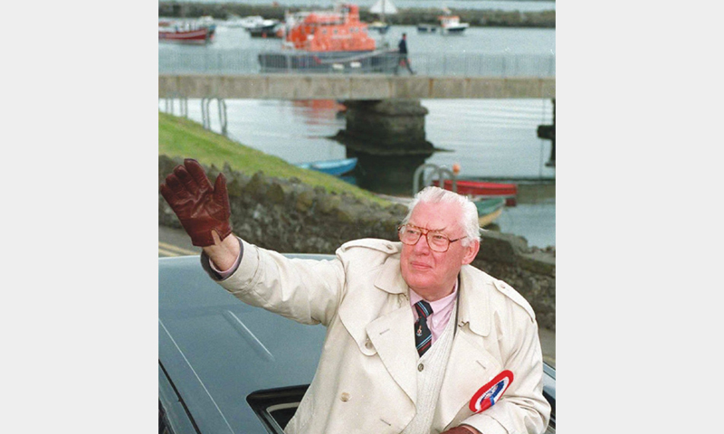 Former Northern Irish leader Ian Paisley dies - Newspaper - DAWN.COM