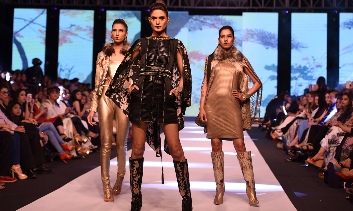 Shehla Chatoor's 'Misaki' collection - DAWN.COM