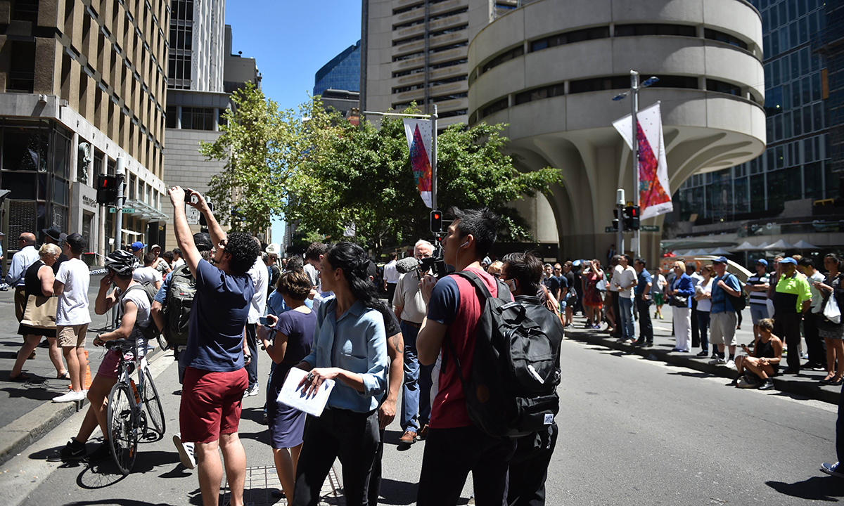 Sydney in lockdown as hostage crisis intensifies - World - DAWN.COM