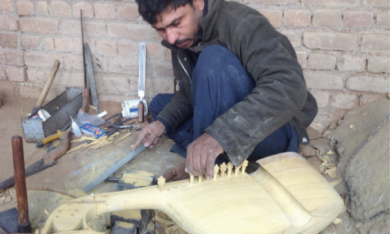 Family of Rabab makers seeks training, funds - Newspaper - DAWN.COM