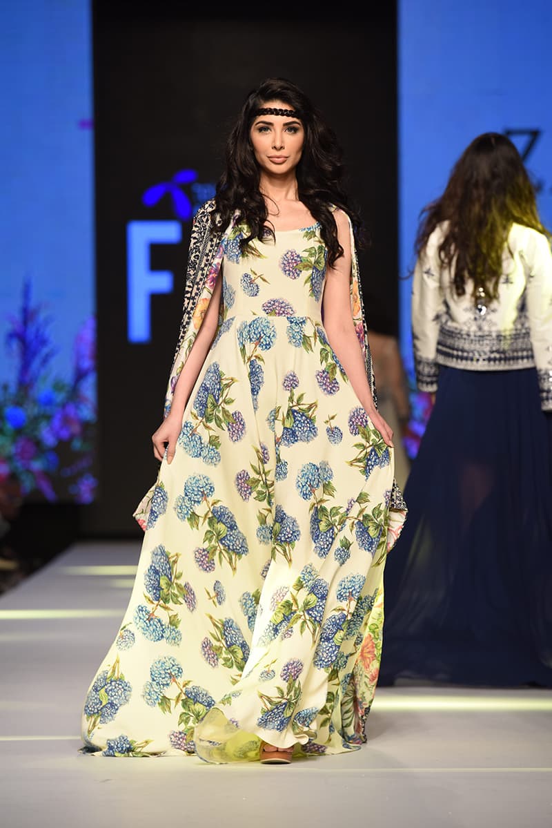 Fashion Pakistan Week: Highlights from the ramp - Multimedia - DAWN.COM