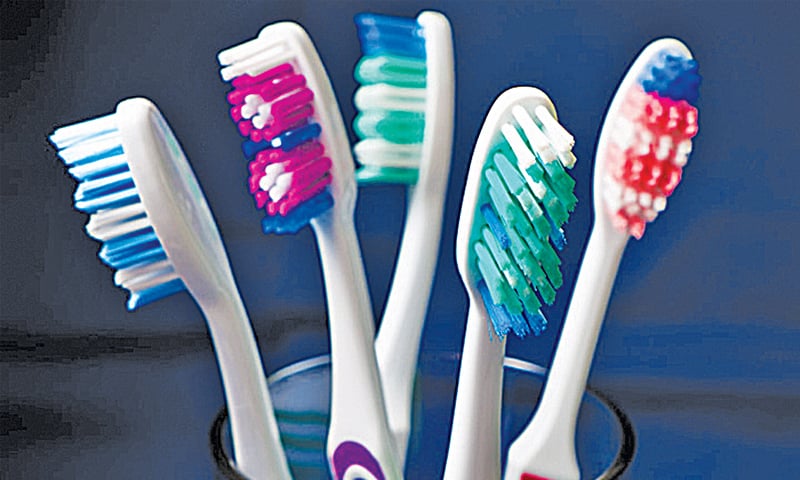 Toothbrush care - Newspaper - DAWN.COM