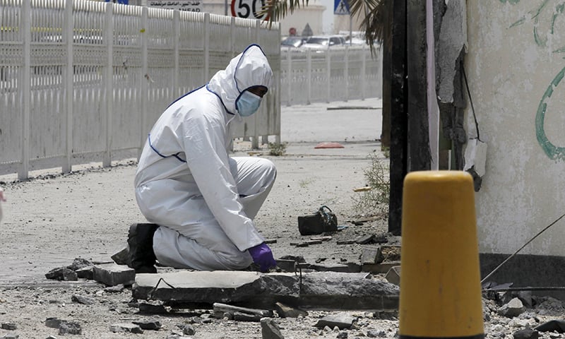 Two Bahrain police killed in 'terror' blast - World - DAWN.COM