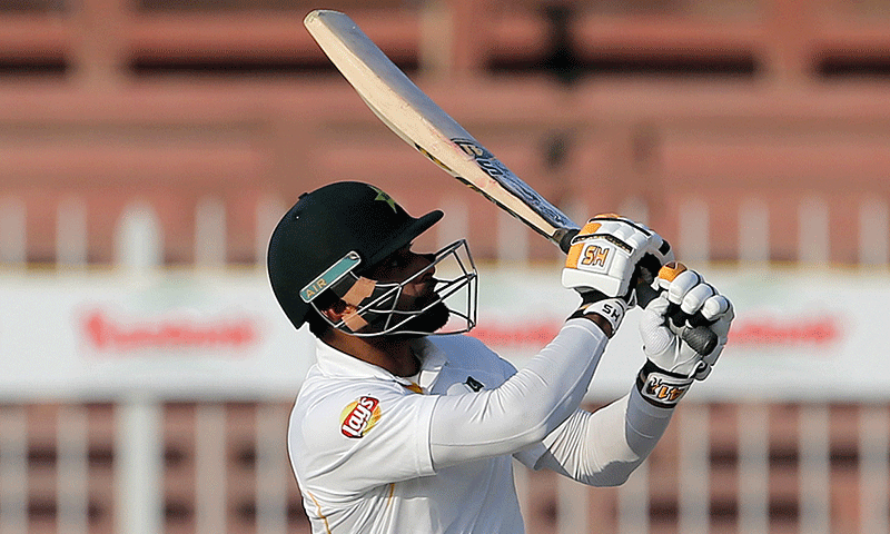 3rd Test: Free-flowing Hafeez leads Pakistan fightback - Sport - DAWN.COM