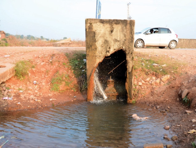 ‘Nothing being done to repair leaking water supply lines’ - Newspaper ...