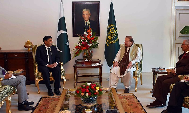 Outgoing Indian envoy TCA Raghavan pays visit to PM Nawaz - Pakistan ...