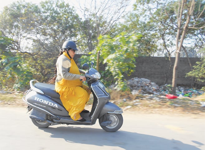 Travel: Amritsar: so near, yet so far - Newspaper - DAWN.COM