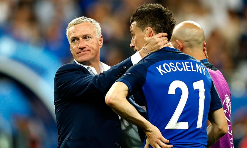 Deschamps to stay for France World Cup campaign - Sport - DAWN.COM