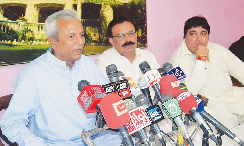 PML-N leader slams statements of Qadri, Imran - Newspaper - DAWN.COM