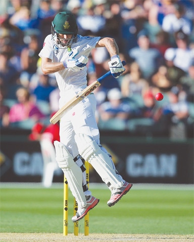 Australia close in on victory as SA stumble - Sport - DAWN.COM