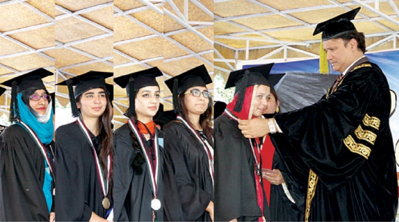 Students get graduation degrees at convocation - Newspaper - DAWN.COM