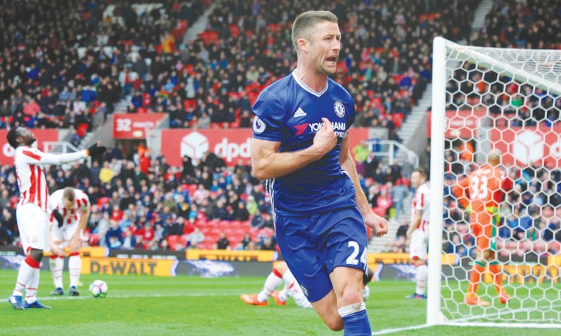 Spurs down Saints to keep up Chelsea chase, United win - Sport - DAWN.COM