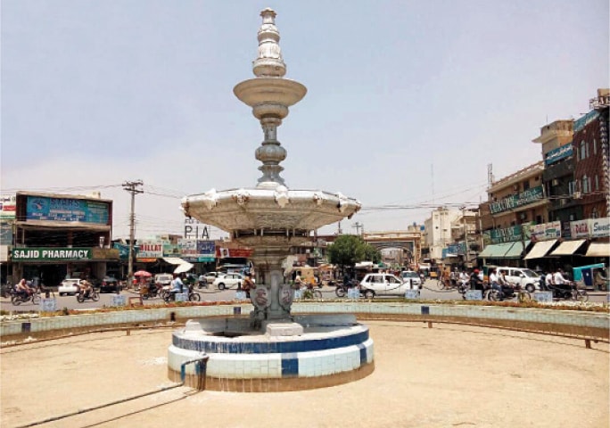 Work begins on renaming historic Fowara Chowk - Newspaper - DAWN.COM