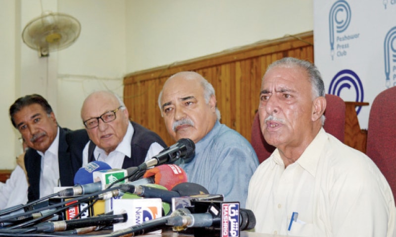 Mashal’s father wants case transferred to high court - Newspaper - DAWN.COM