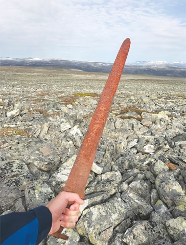 Norwegians find well-preserved Viking-era sword - Newspaper - DAWN.COM