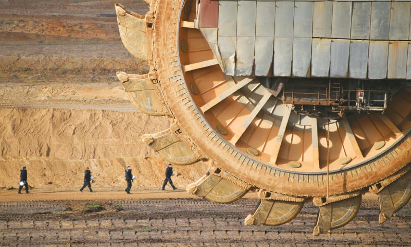 Protest at open-pit coal mine near Bonn ahead of UN climate talks ...