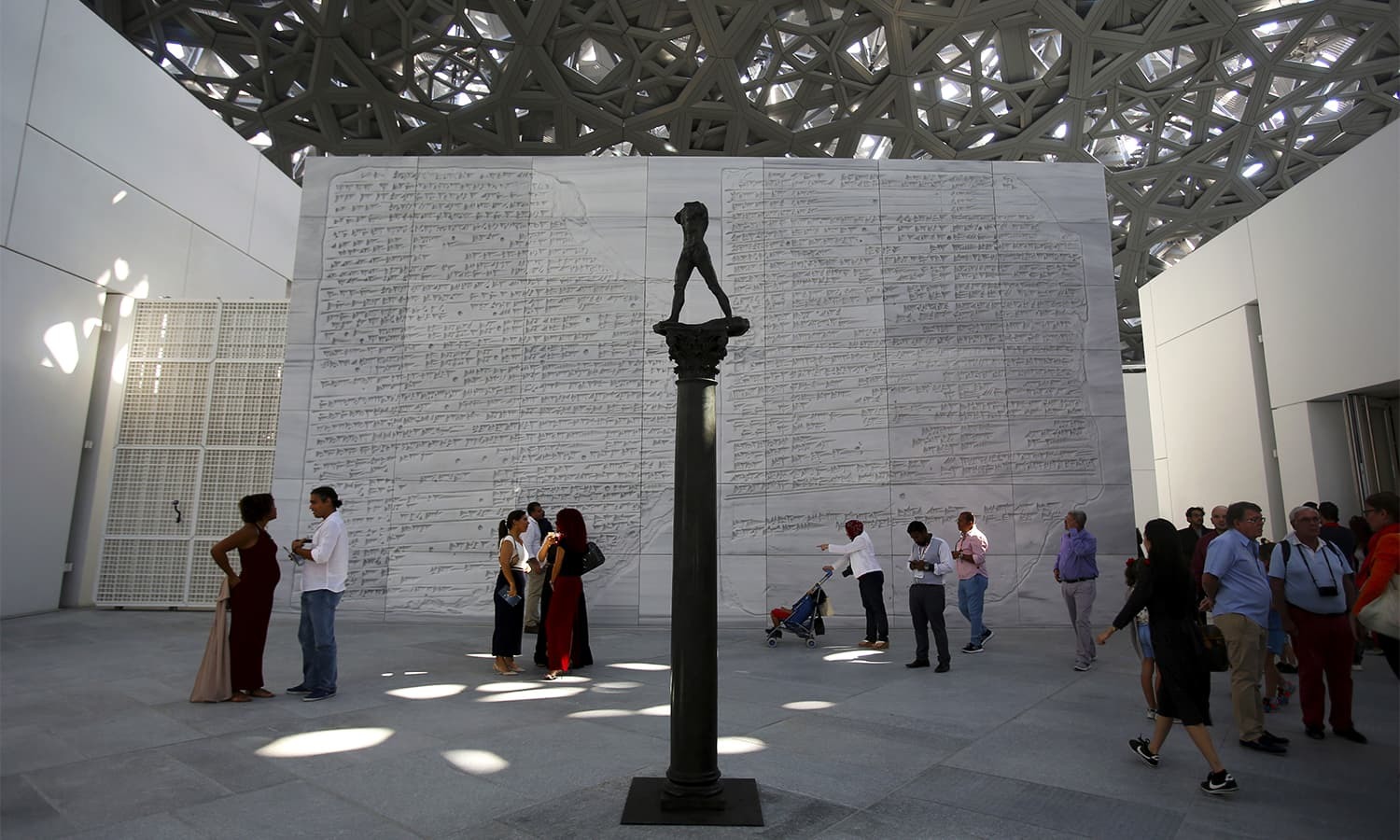 Louvre Abu Dhabi replaces Gulf map that omitted Qatar - World - DAWN.COM