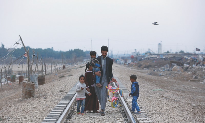 Devastated Iraq seeks $90bn for reconstruction - Newspaper - DAWN.COM