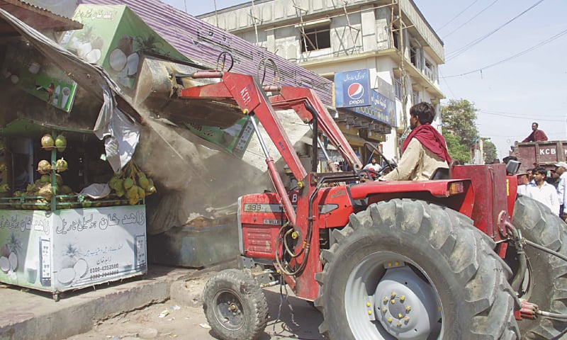 Removal of encroachments on footpaths ordered - Newspaper - DAWN.COM