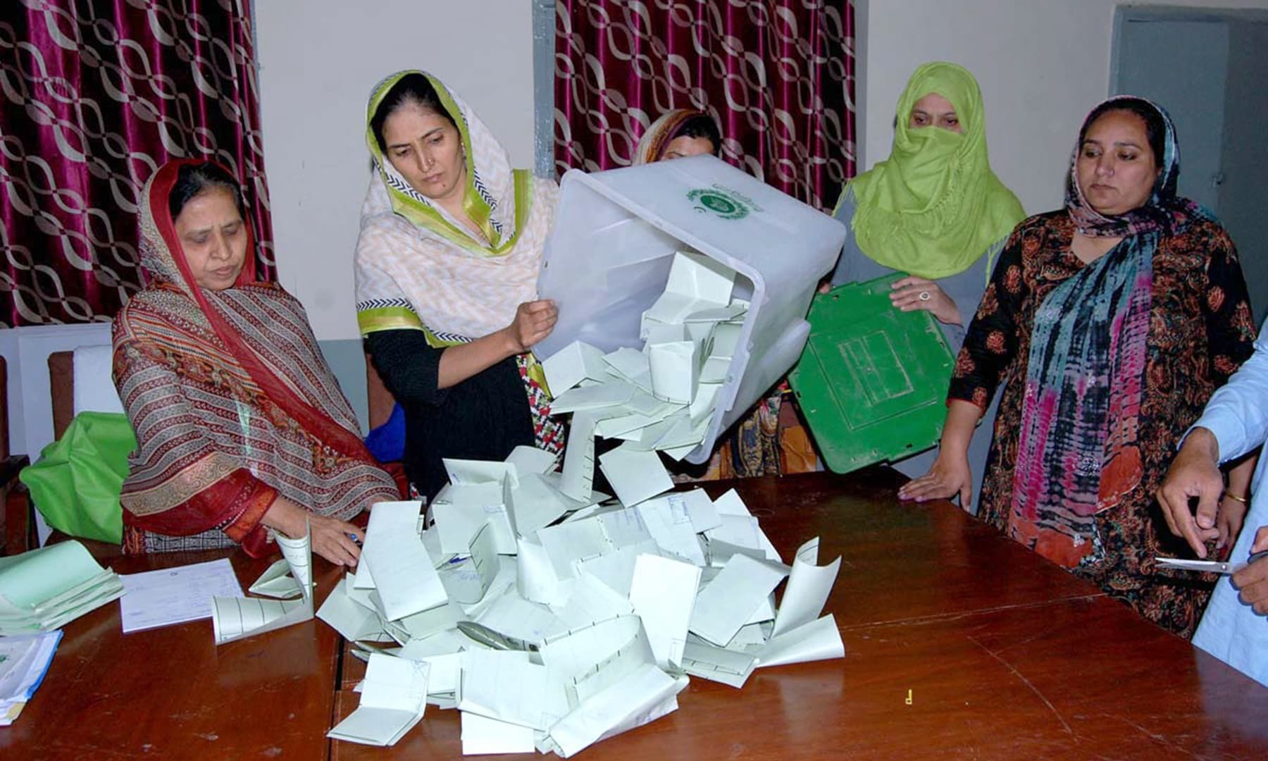 Six booked for inciting people to boycott polls - Pakistan - DAWN.COM