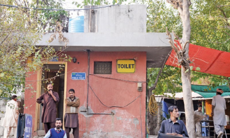 Islamabad has 95 functional public toilets - Newspaper - DAWN.COM