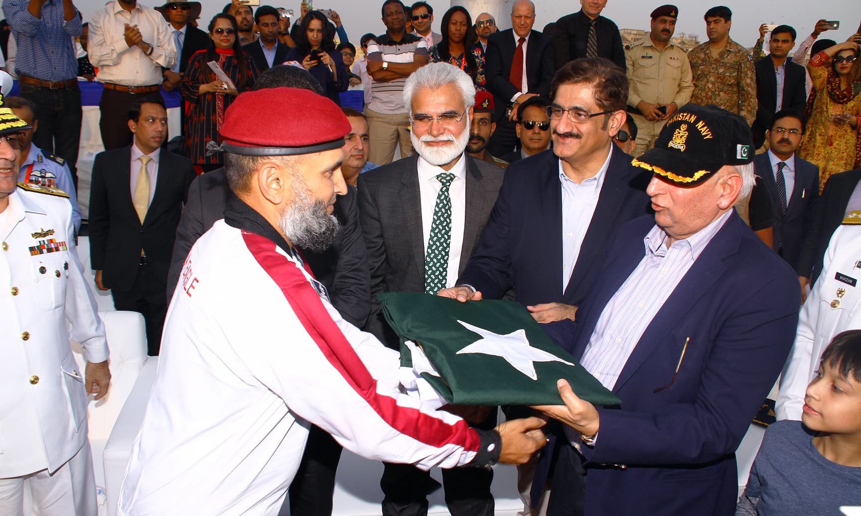 Military skills on display for IDEAS-2018 at Karachi's Sea View ...