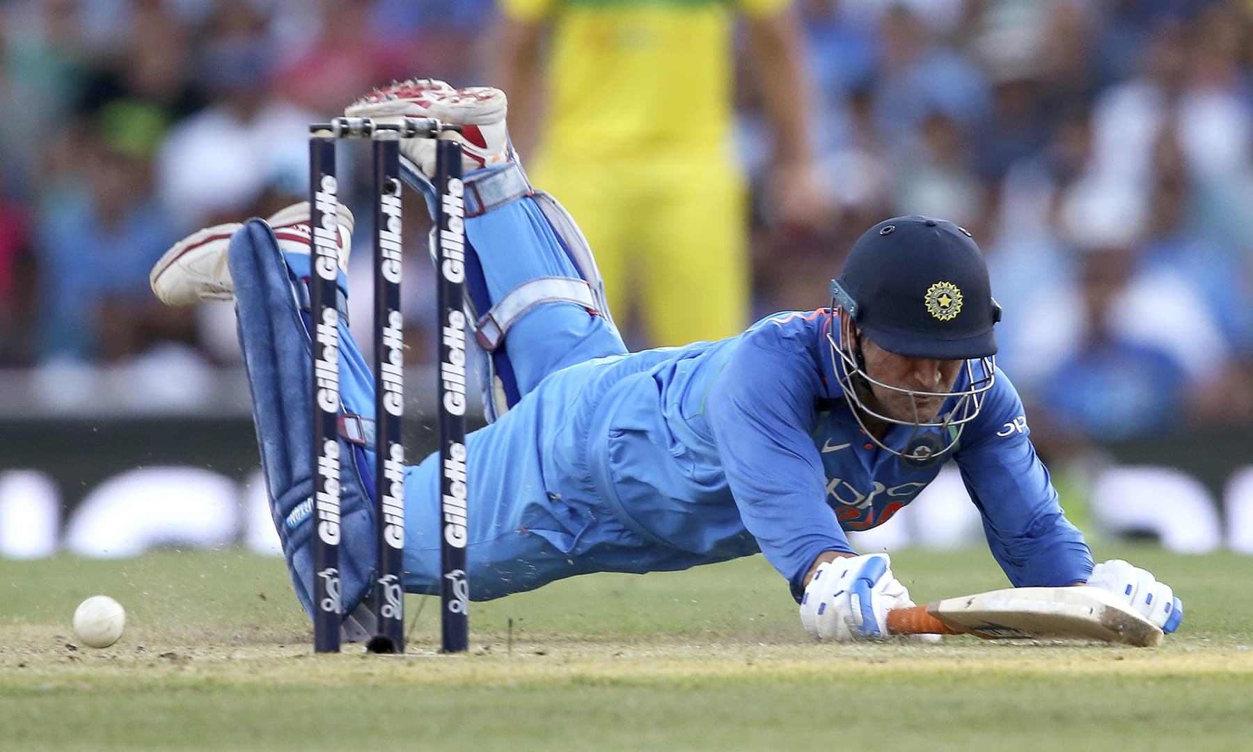 Australia beats India by 34 runs in first ODI in Sydney - Sport - DAWN.COM
