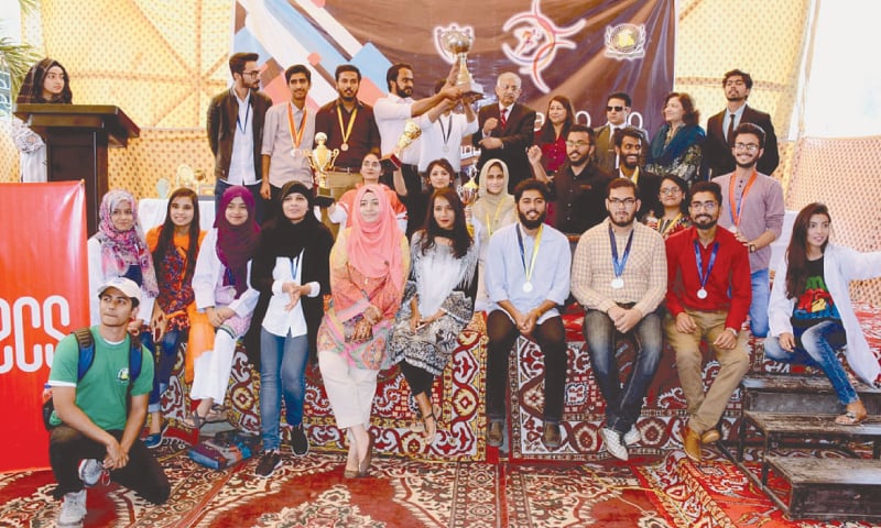 SMC boys seize cricket title at JSMU - Newspaper - DAWN.COM