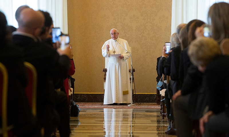 Pope pays tribute to journalists killed; says press freedom vital ...
