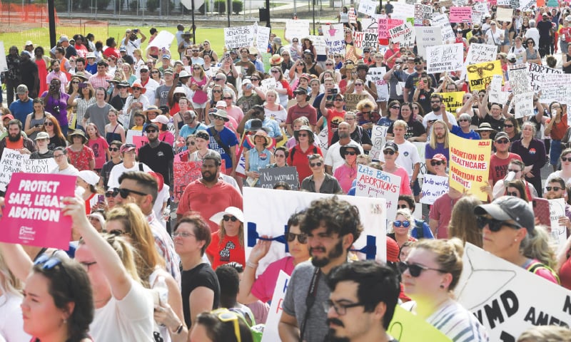 Hundreds protest ban on abortion in Alabama - World - DAWN.COM