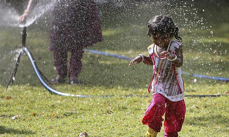 150 million Americans suffer as stifling heat wave tightens grip ...
