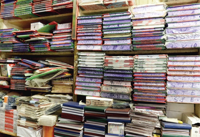 Bookbinding — a craft on the decline - Newspaper - DAWN.COM